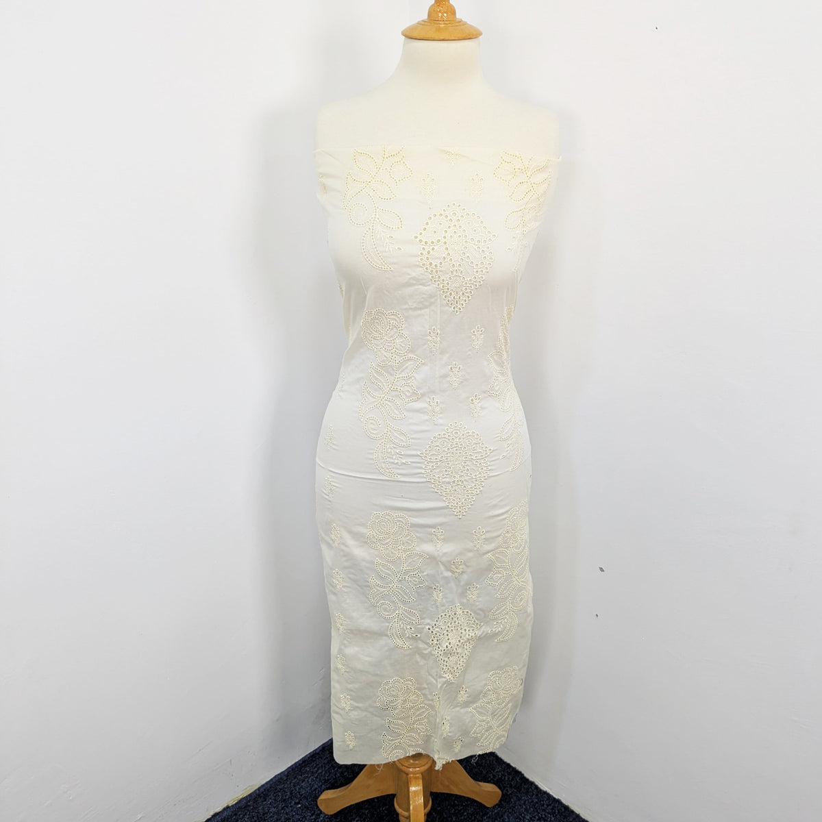 Fancy Lawn With Embroidered + Chikankari Work – Ap Ka Libas